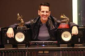 Tom Brooks – The Experience Lagos